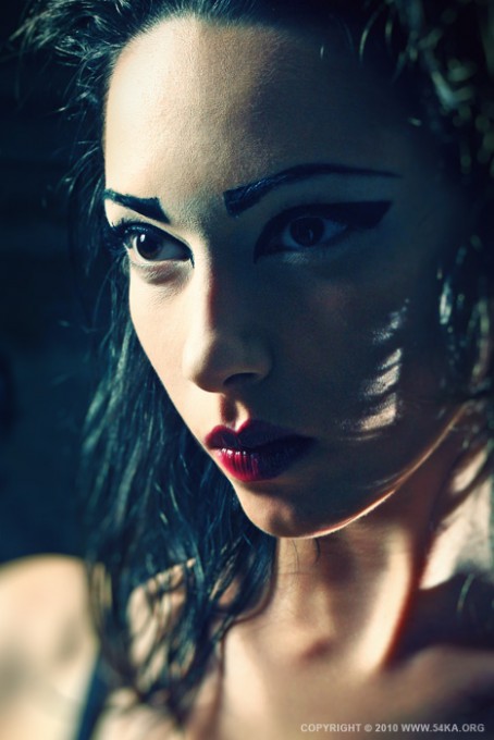 Fashion Makeup Girl Strobist Portrait - 54ka [photo blog]