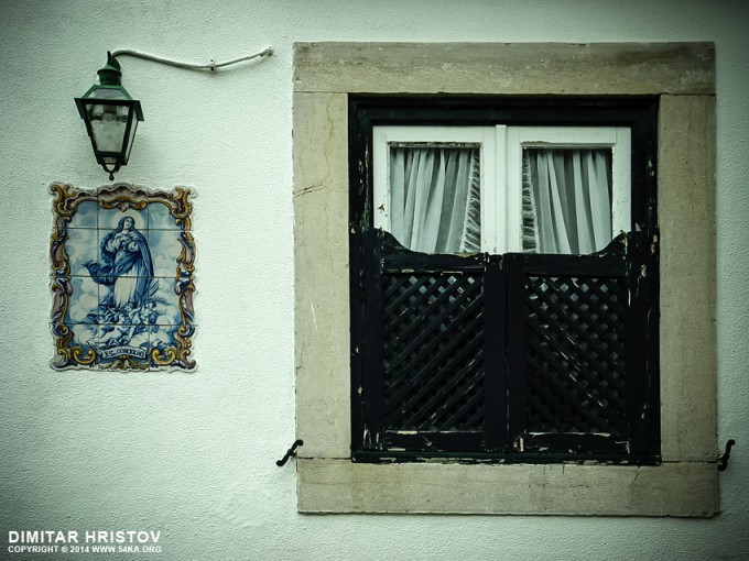 Detail of a wood window – street photography - 54ka [photo blog]