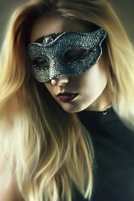 Girl with fashion masquerade ball party eye mask - 54ka [photo blog]