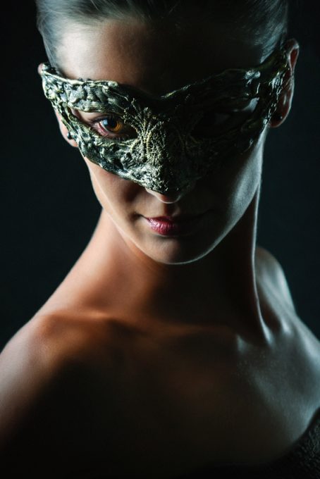 Woman with vintage eye mask - 54ka [photo blog]