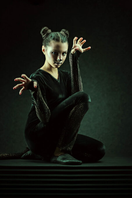 The Magical Cat – Pose Portrait I - 54ka [photo blog]