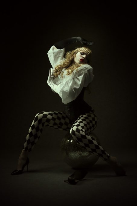 Arlekin woman IV - 54ka [photo blog]